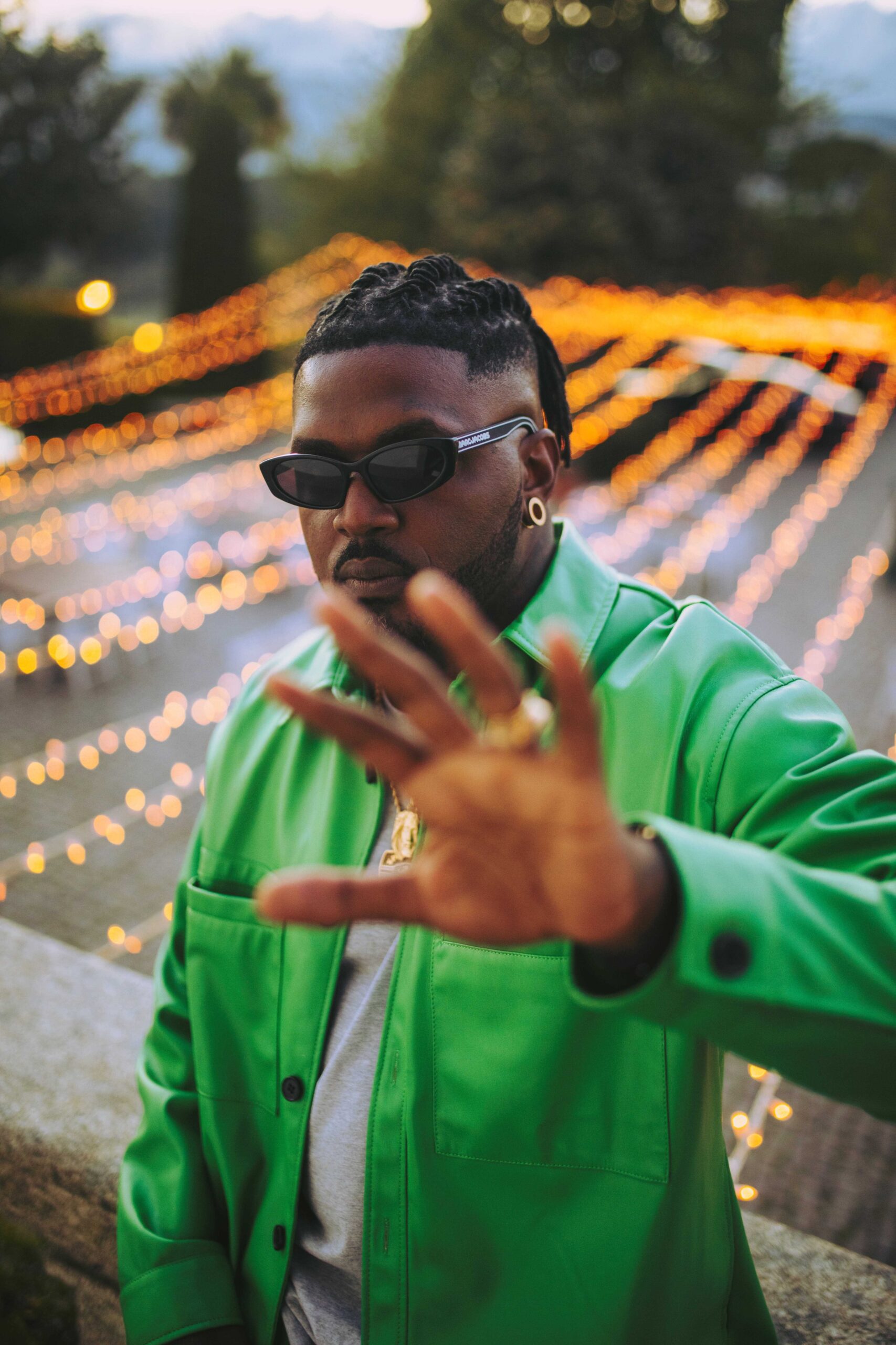 PLUTONIO LANÇA NOVO SINGLE: “4AM NO RIO” - LPM